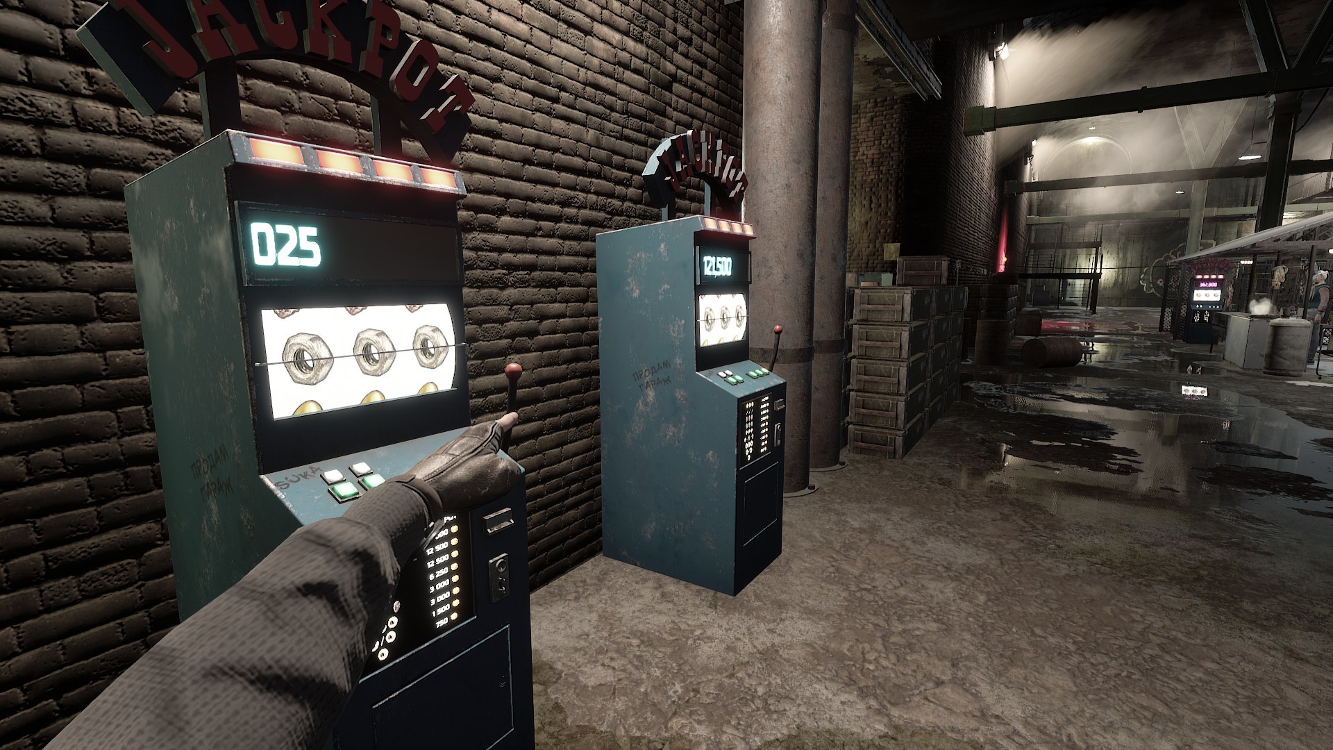 Slot machines have appeared in the game. They are different by rates ...